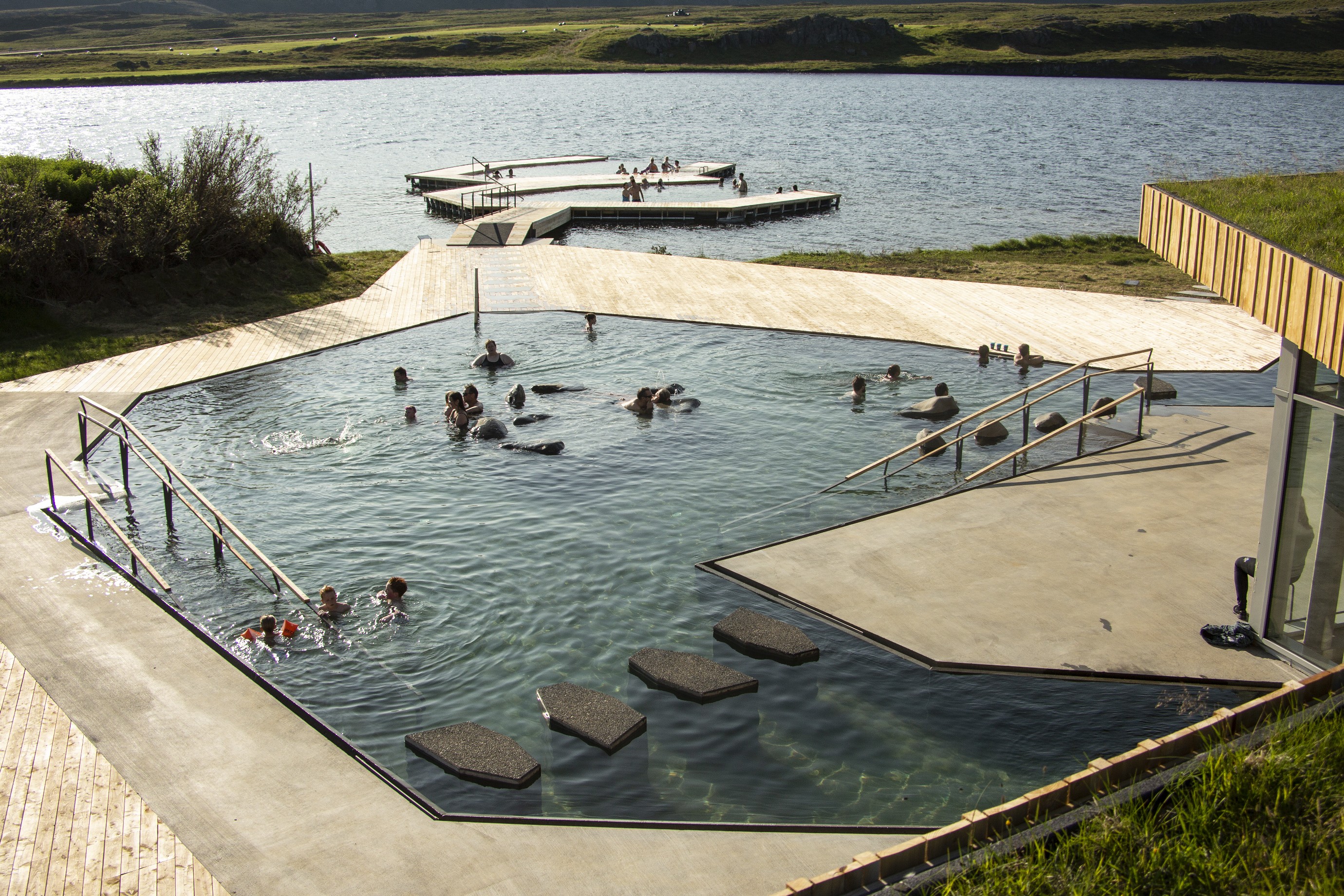 Hours & prices - Vök Baths